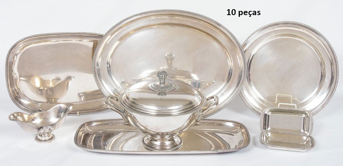 Baixela completa com 10 peças espessuradas a prata da m