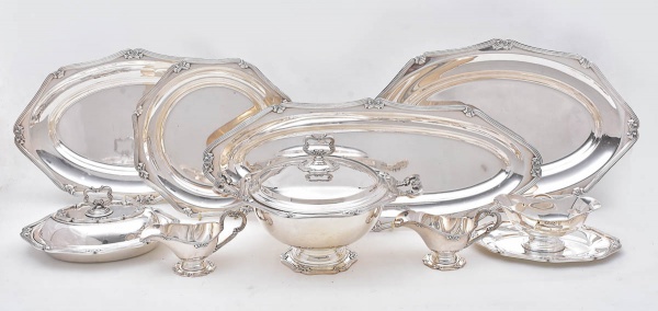 Baixela completa com 9 peças espessuradas a prata da ma