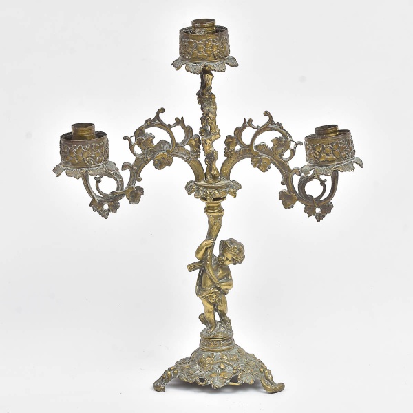Antigo candelabro de 3 luzes em bronze patinado no esti