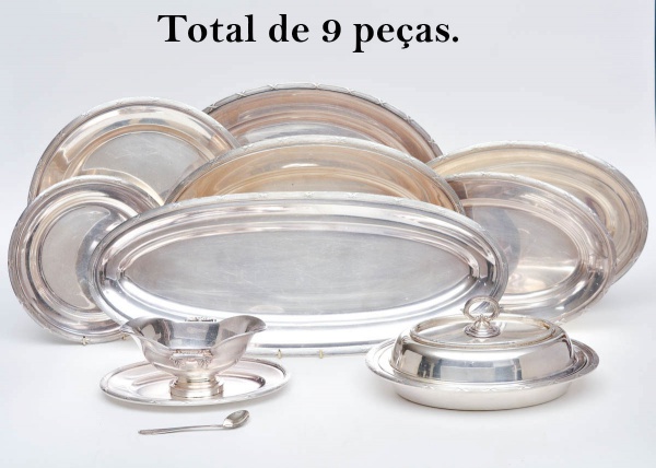 Baixela com 9 peças espessuradas a prata da marca Fraca
